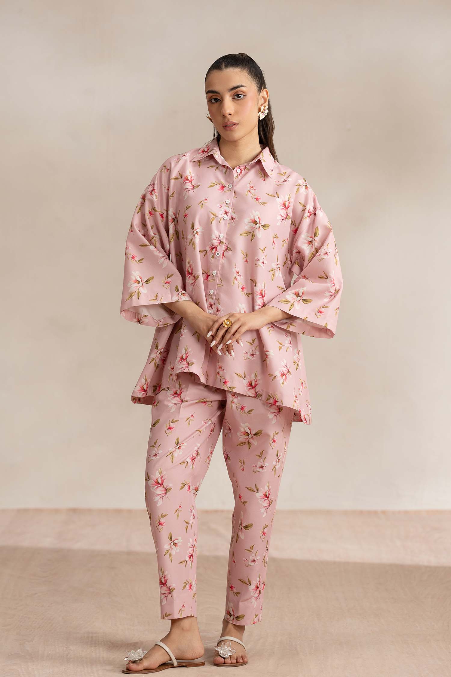 Aurina – Akbar Aslam